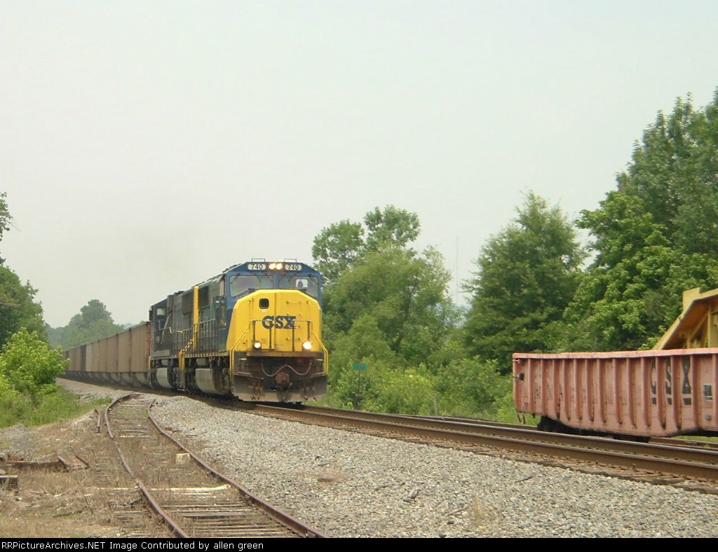 CSX 740